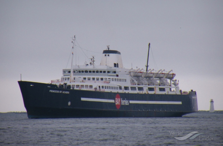 PRINCESS OF ACADIA, Passenger/Ro-Ro Cargo Ship - Details and current ...