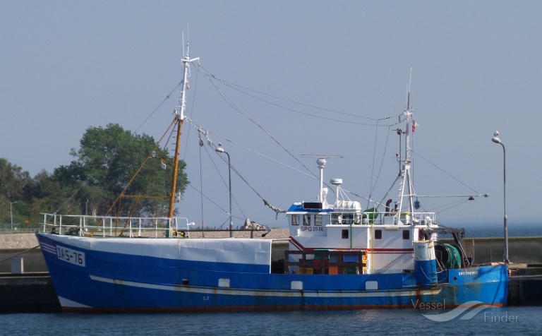 JAS 76, Fishing Vessel - Details and current position - IMO 7045906 - VesselFinder