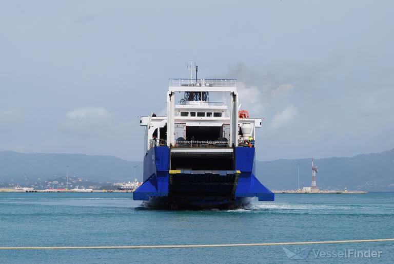 SEA PROJECT, Passenger/Ro-Ro Cargo Ship - Details and current position ...