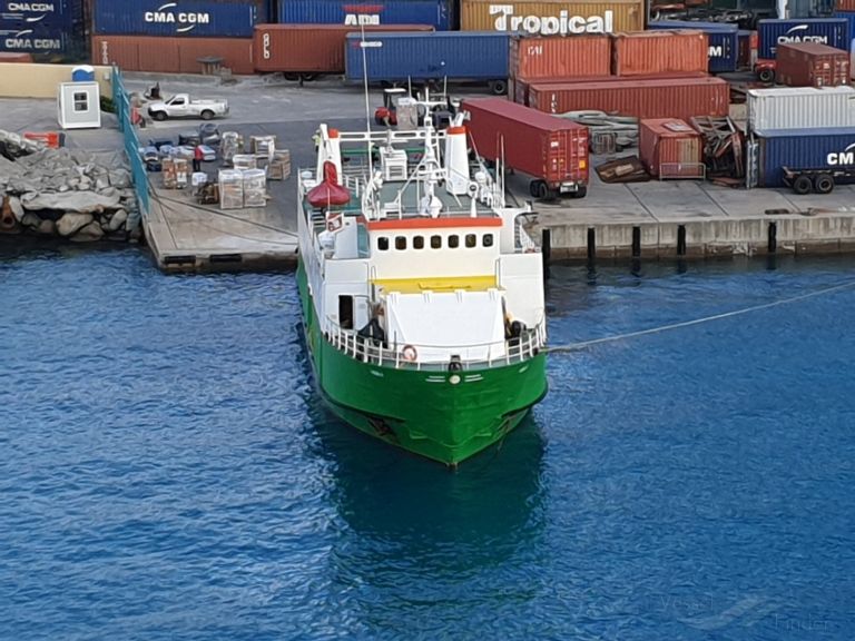 ADDIE K, Passenger/Ro-Ro Cargo Ship - Details and current position ...