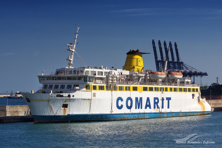 MOBY KISS, Passenger/Ro-Ro Cargo Ship - Détails du bateau et situation ...