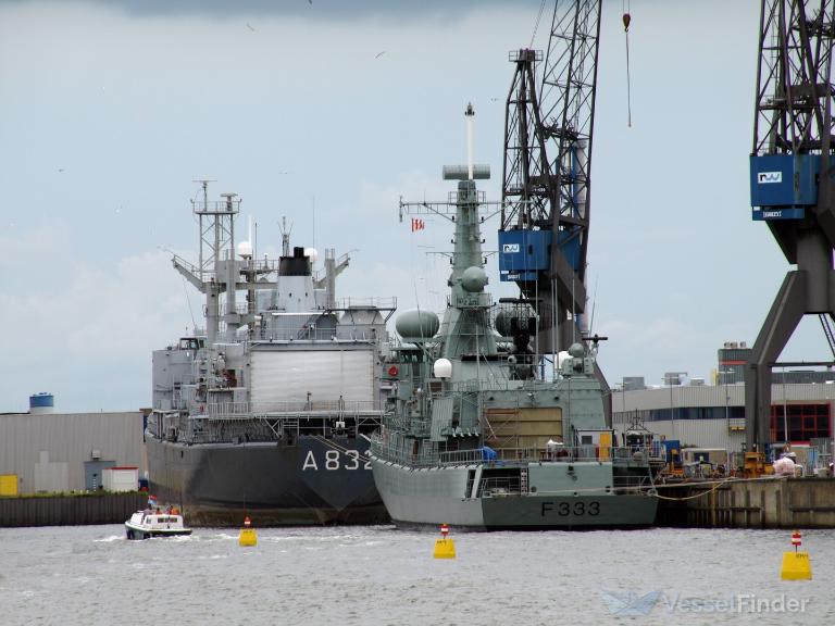 ZUIDERKRUIS, Vessel (function unknown) - Details and current position ... ZUIDERKRUIS, Vessel (function unknown) - Details and current position ...