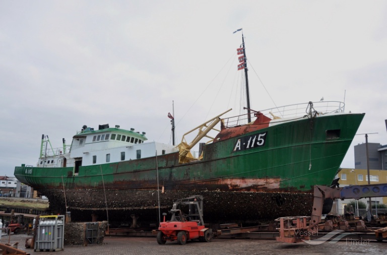 ANDREA, Fishing Vessel - Details and current position - IMO 7392921 ...