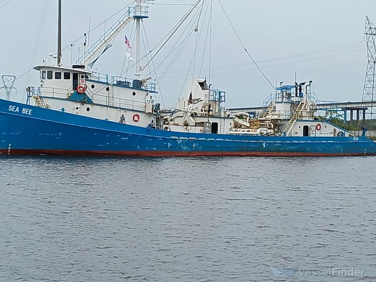 SEA BEE, Fishing Vessel - Details and current position - IMO 7513379 ...