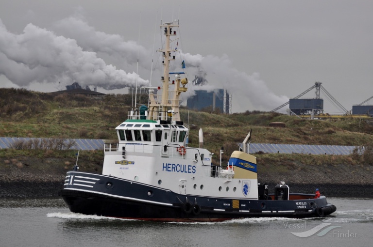 VB ROENNEBECK, Tug - Details and current position - IMO 7612620 - VesselFinder