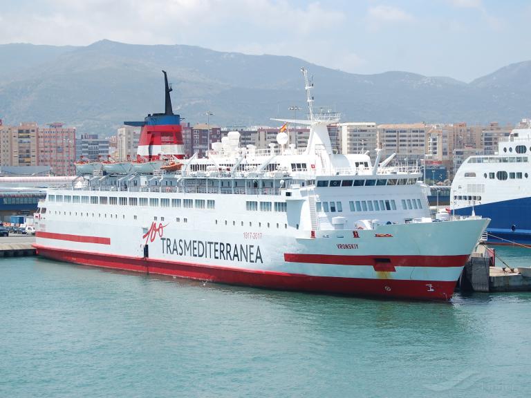 DAMLA, Passenger/Ro-Ro Cargo Ship - Detalles del buque y posición ...