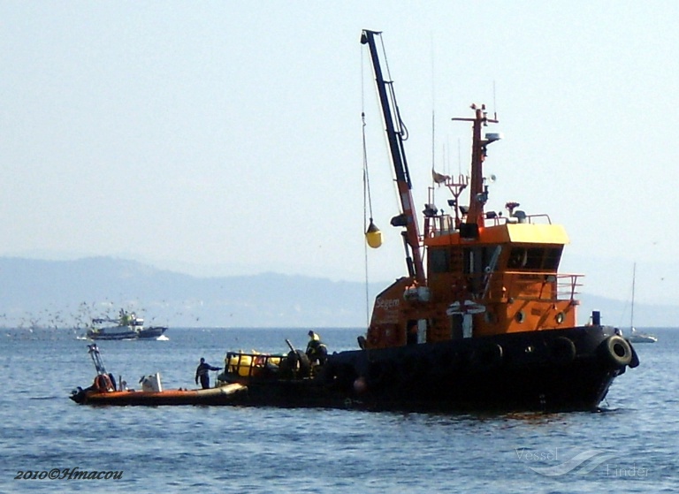 ALPHA MACAW, Tug - Details and current position - IMO 7720207 ...