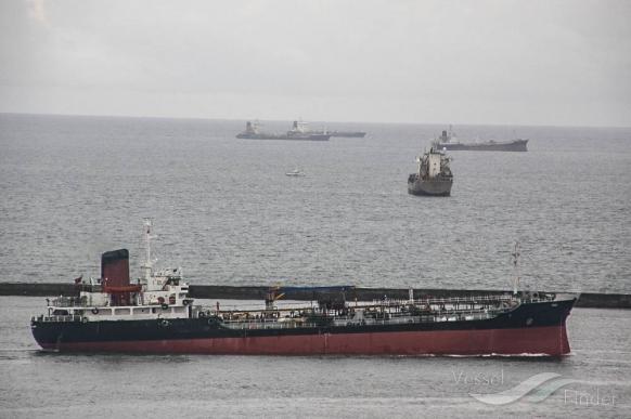 SW 2, Oil Products Tanker - Details and current position - IMO 7913103 ...