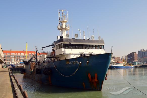 KARALIUS, Fishing Vessel - Details and current position - IMO 7917733 ...