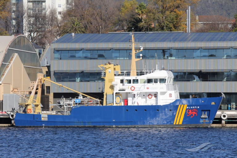 BLUEFIN, Fishing Vessel - Details and current position - IMO 8000032 ...