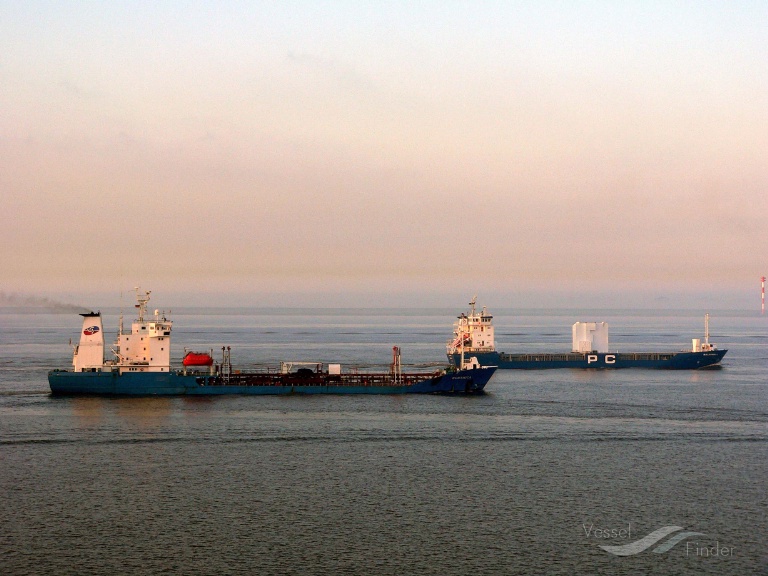 STAR ALPHA, Oil Products Tanker - Details and current position - IMO ...