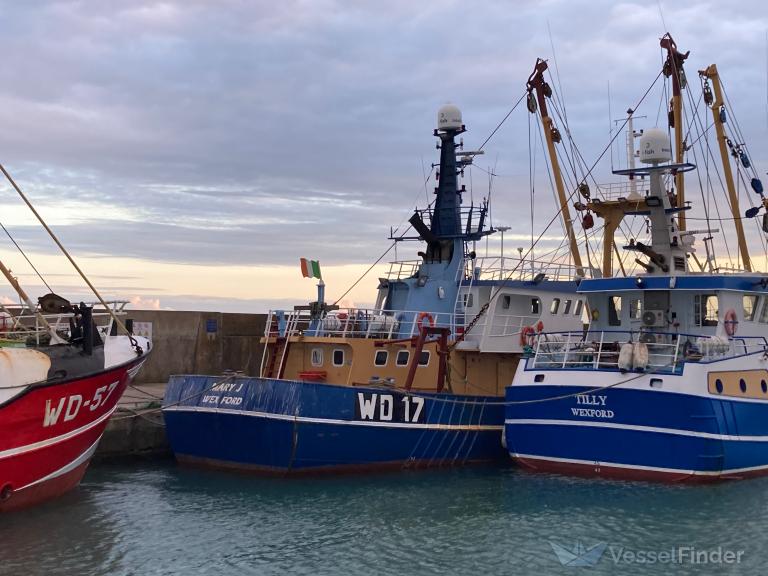 MARY J WD17, Fishing Vessel - Details and current position - IMO ...