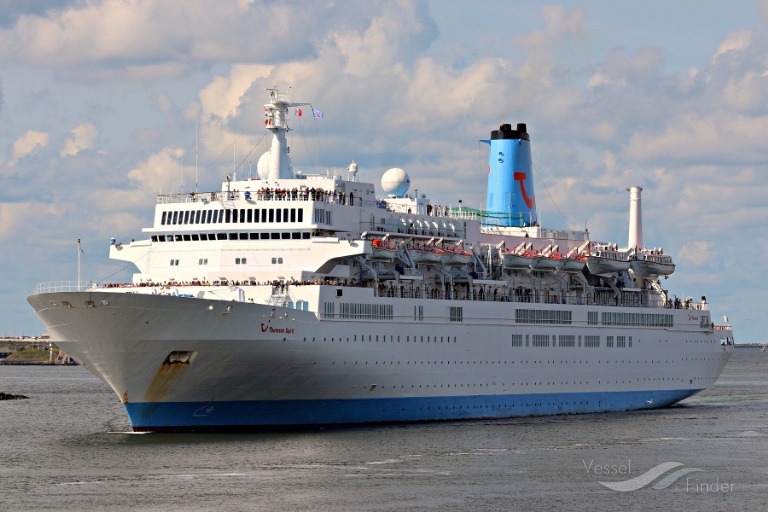 LA SPIRIT, Passenger (Cruise) Ship - Details and current position - IMO ...