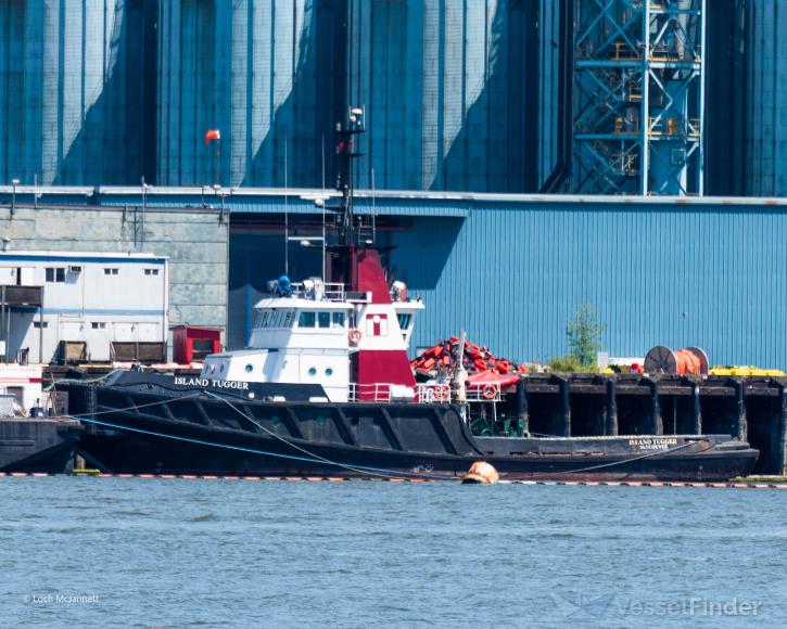 ISLAND TUGGER, Tug - Details and current position - IMO 8104101 ...
