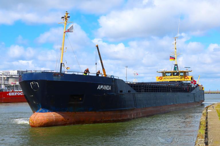 AMANDA, General Cargo Ship - Details and current position - IMO 8104565 ...