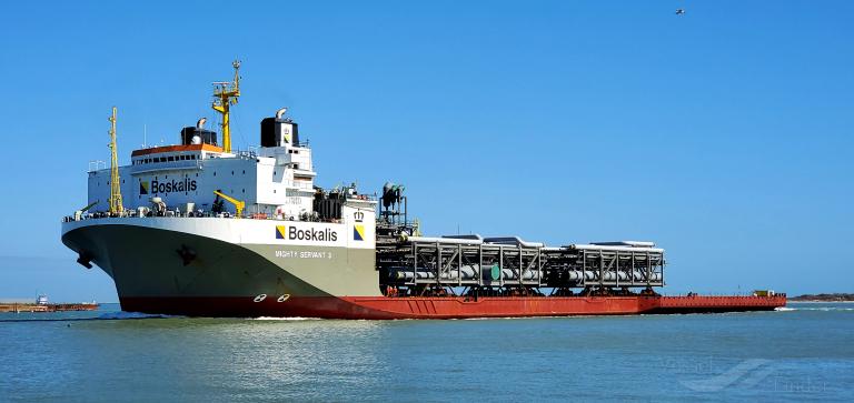 MIGHTY SERVANT 3, Heavy Load Carrier - Detalles del buque y posición ...