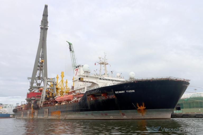 YUDIN, Crane Ship - Details and current position - IMO 8219463 ...