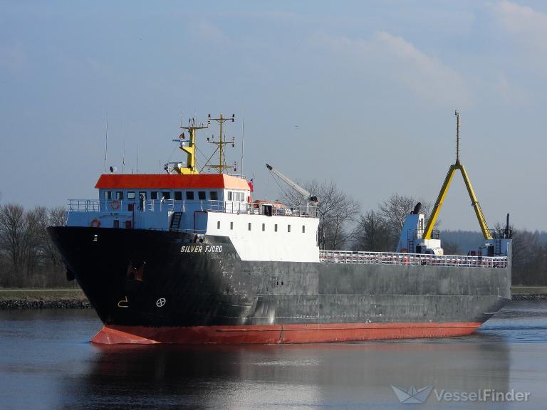 FALCON-UA, Refrigerated Cargo Ship - Details and current position - IMO ...