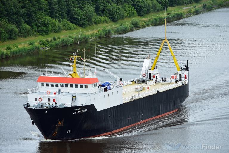 FALCON-UA, Refrigerated Cargo Ship - Details and current position - IMO ...