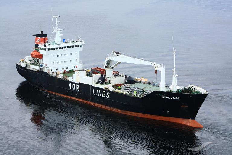 SILVER PEARL, Refrigerated Cargo Ship - Details and current position ...