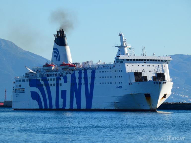 GNV ARIES, Passenger/Ro-Ro Cargo Ship - Details and current position ...