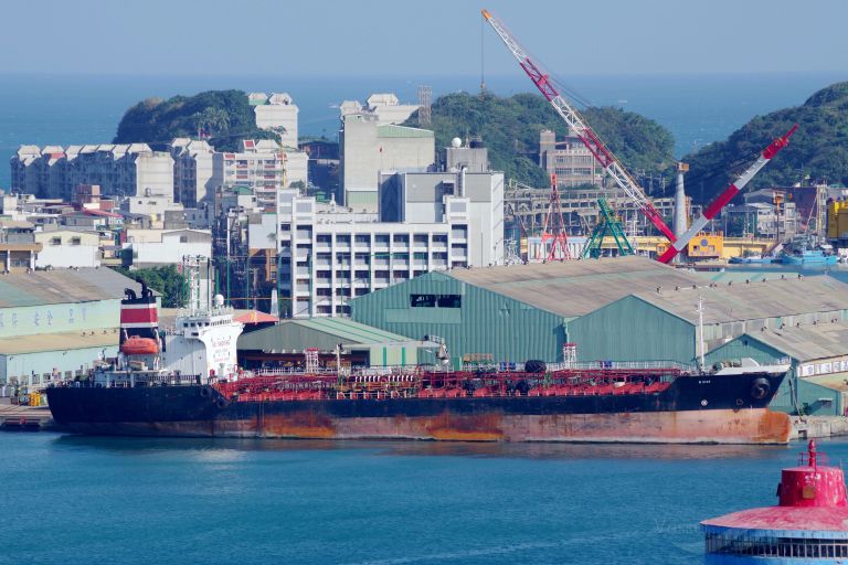 ALPHA, Oil Products Tanker - Details and current position - IMO 8529583 ...