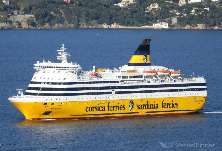 MEGA VICTORIA, Passenger/Ro-Ro Cargo Ship - Dettagli della nave e ...