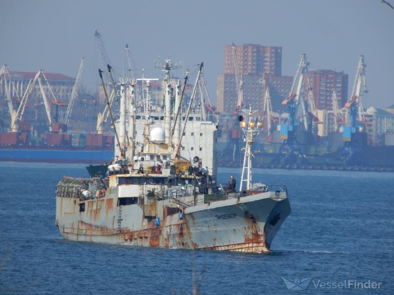 ENDEAVOUR, Fishing Vessel - Details and current position - IMO 8608523 ...