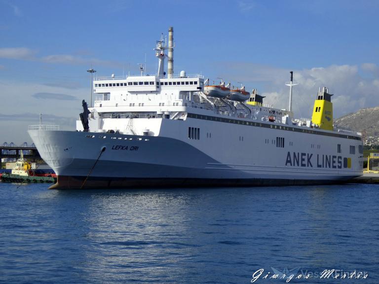 LEFKA ORI, Passenger/Ro-Ro Cargo Ship - Details and current position ...