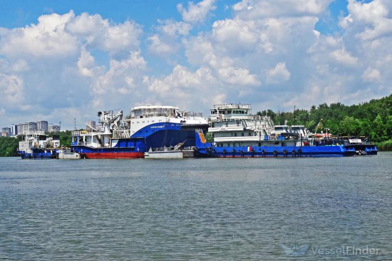 MARAL, Tug - Details and current position - IMO 8685923 - VesselFinder