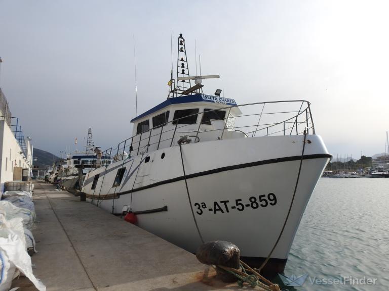 ISLETA CUARTA, Fishing Vessel - Details and current position - IMO ...