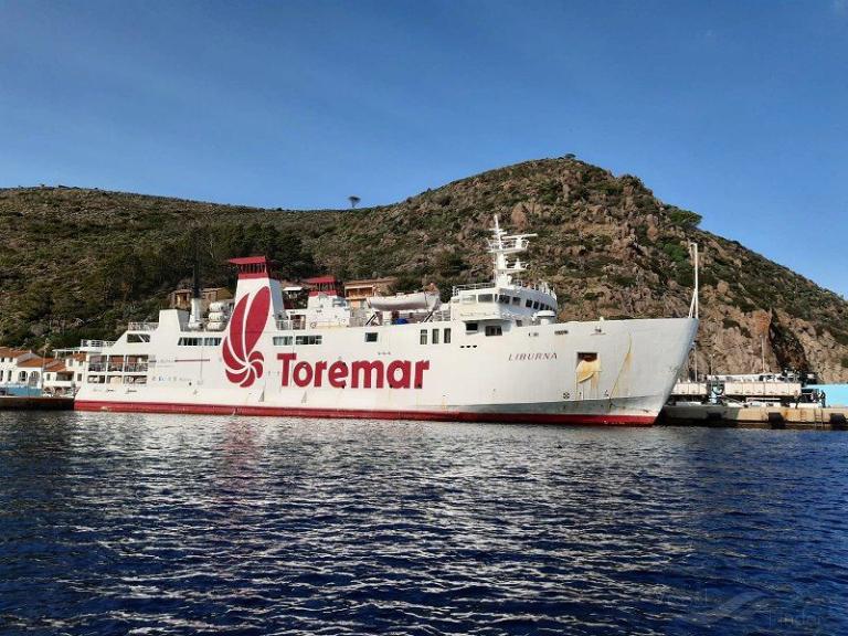 LIBURNA, Passenger/Ro-Ro Cargo Ship - Details and current position ...