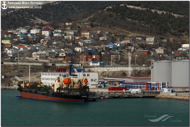 INZHENER CHERTKOV, Oil Products Tanker - Details and current position ...