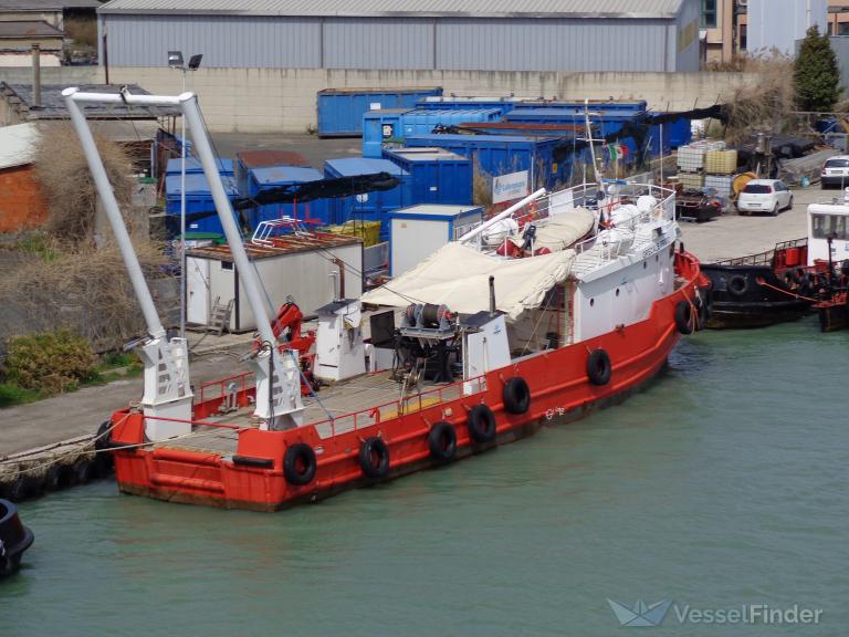 GRECALE PRIMO, Pollution Control Vessel - Details and current position ...