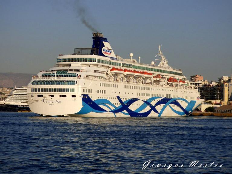 CROWN IRIS, Passenger (Cruise) Ship - Details and current position ...