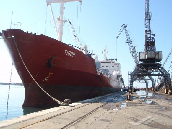 TIBOR, Dredger - Details and current position - IMO 8823707 - VesselFinder