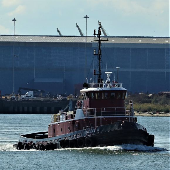 ANDREW K, Tug - Details and current position - IMO 8835126 - VesselFinder