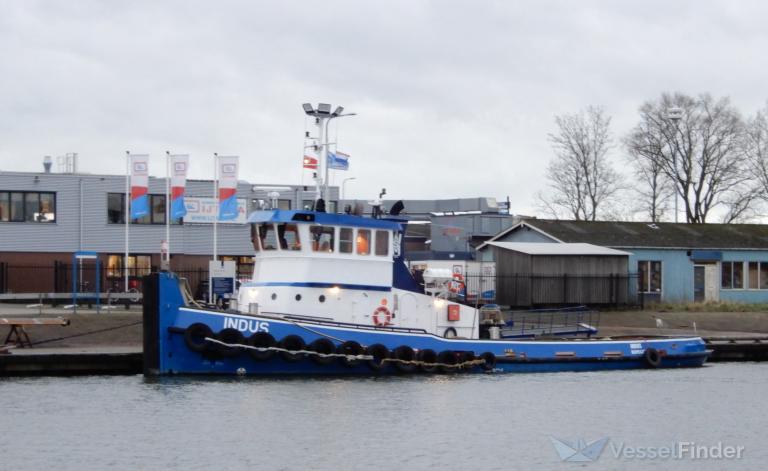 INDUS, Tug - Details and current position - IMO 8884830 - VesselFinder