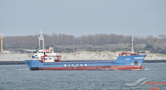 Ship photos - VesselFinder