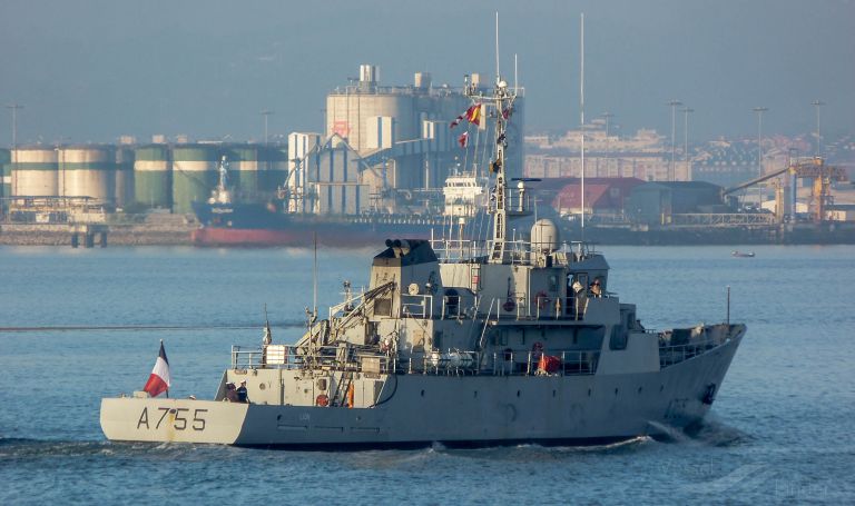LION, Training Ship - Details and current position - IMO 8944379 ...