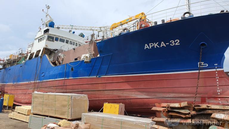 ARKA-32, Fishing Vessel - Details and current position - IMO 8947333 ...