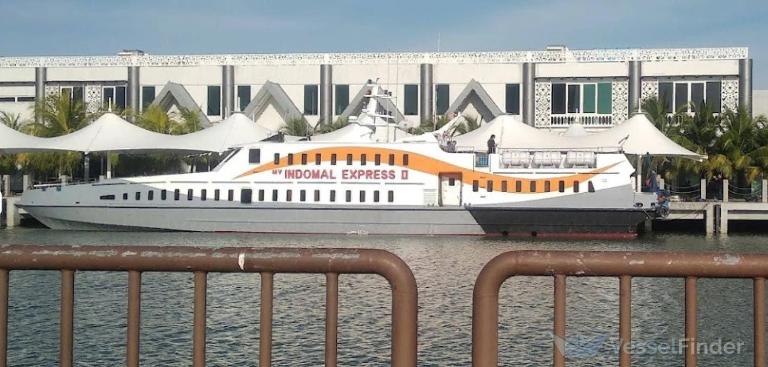 INDOMAL EXPRESS, Passenger Ship - Details and current position - IMO ...