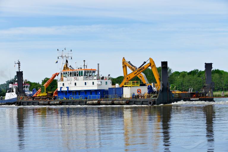 FETSY, Pontoon - Details and current position - IMO 8988789 - VesselFinder