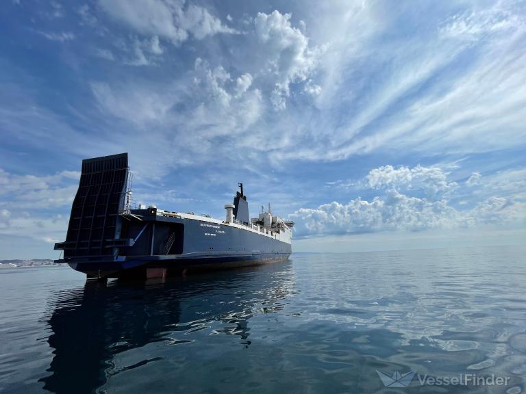 BLUE WAVE HARMONY, Passenger/Ro-Ro Cargo Ship - Détails du bateau et ...