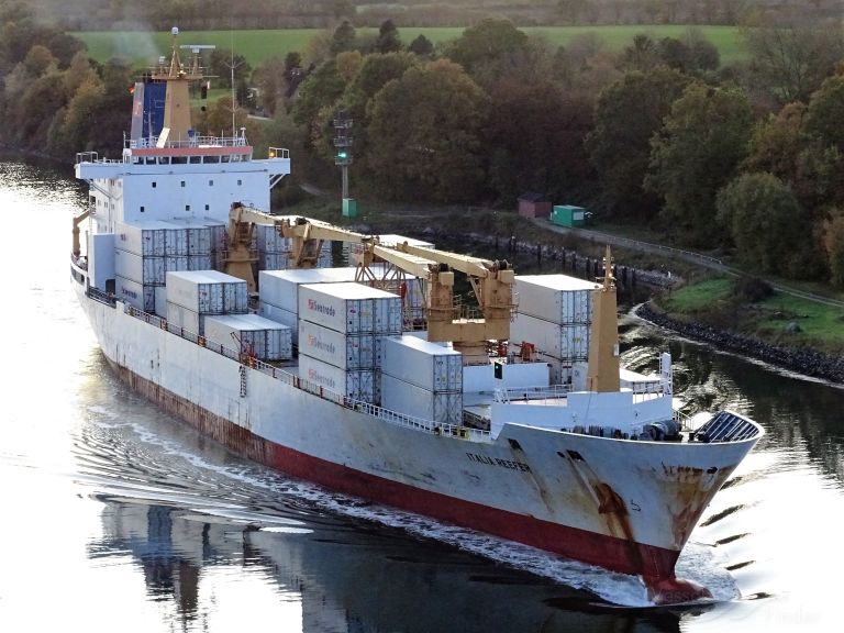 ITALIA STREAM, Refrigerated Cargo Ship - Details and current position ...