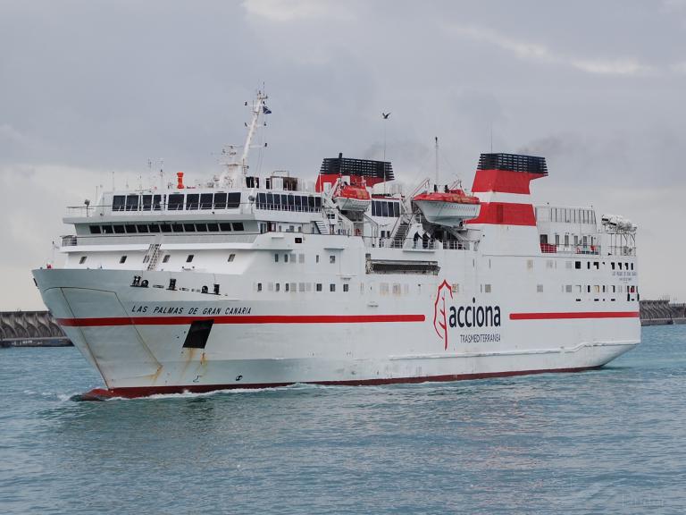 LAS PALMAS DE GC, Passenger/Ro-Ro Cargo Ship - Details and current ...