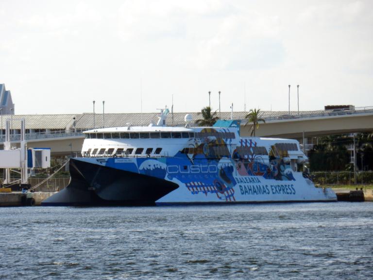 PINAR DEL RIO, Passenger/Ro-Ro Cargo Ship - Details and current ...