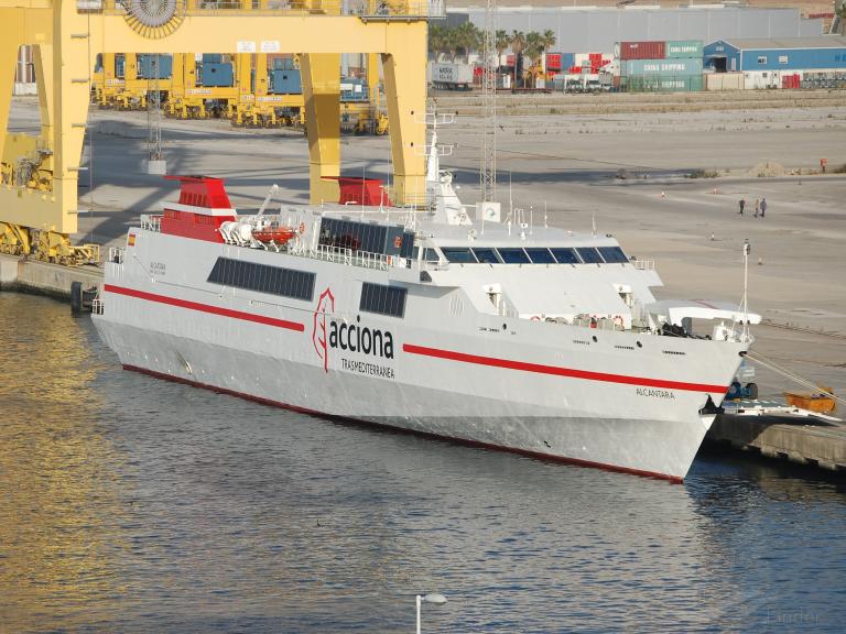 ROYAL STAR, Passenger/Ro-Ro Cargo Ship - Details and current position ...
