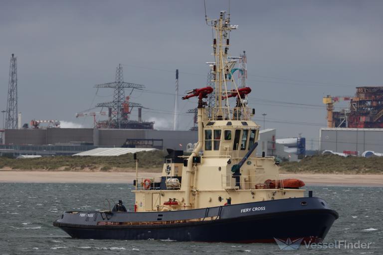 FIERY CROSS, Tug - Details and current position - IMO 9064712 ...