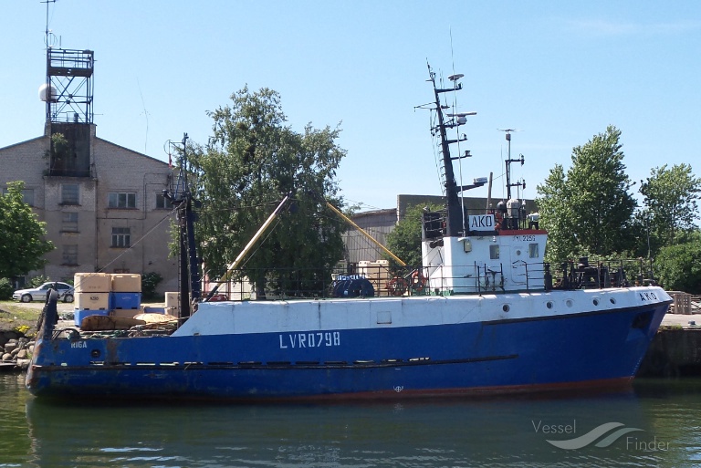 AKO, Fishing Vessel - Details and current position - IMO 9076715 ...